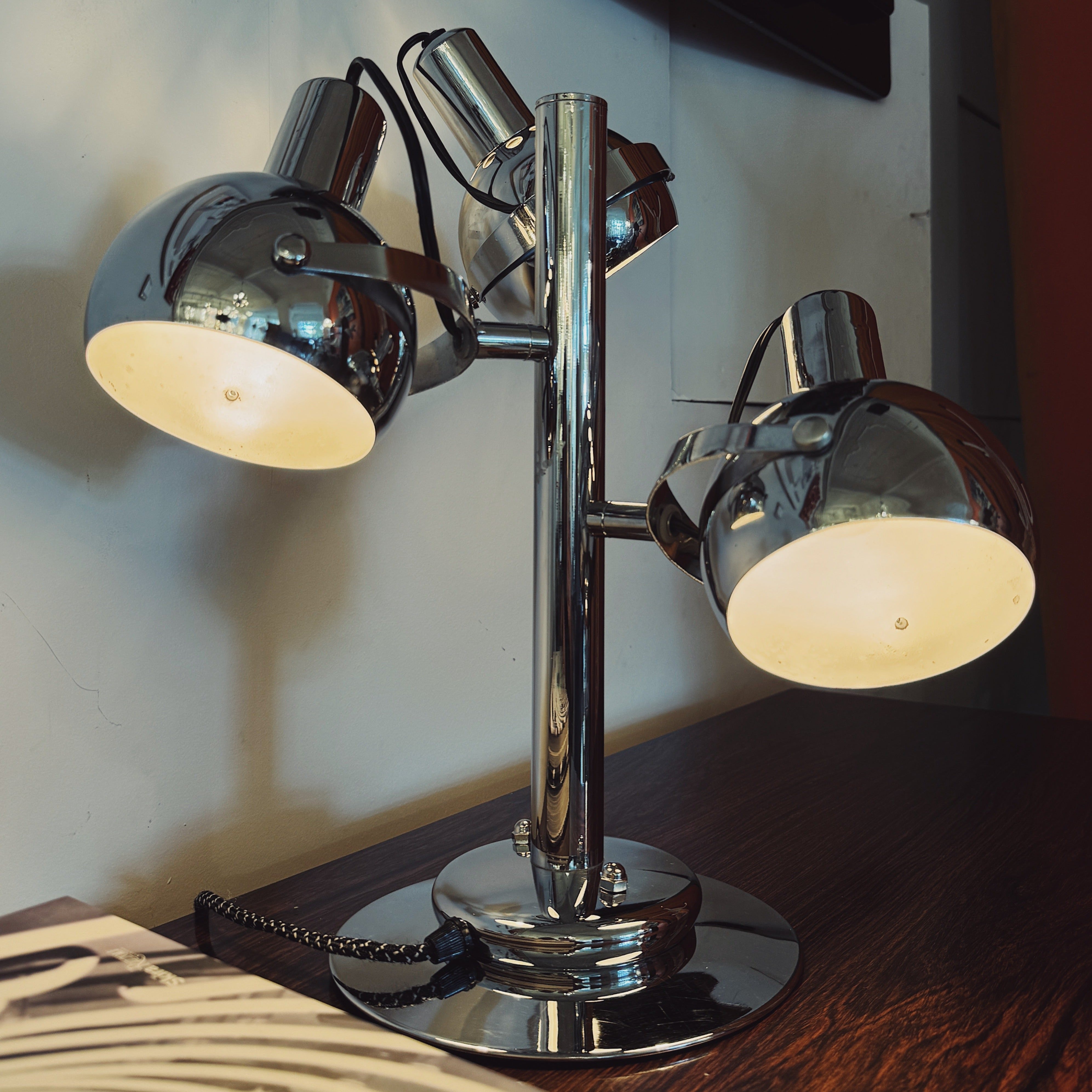 VINTAGE / Triple Head Chrome Table/Desk Lamp – Domestic Fantasies
