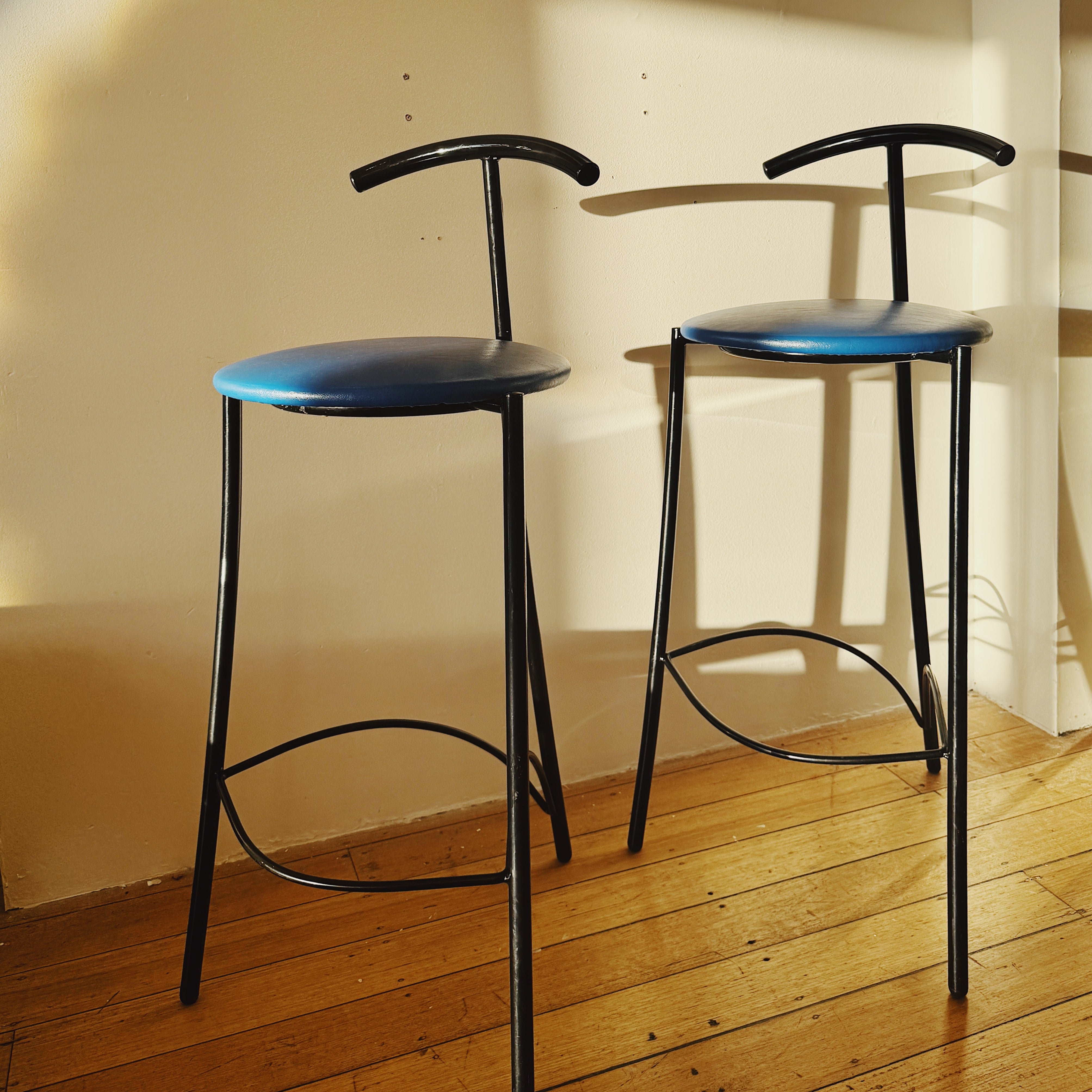 POST MODERN / Pair of Tubular Black Stools with Blue Vinyl Seats ...